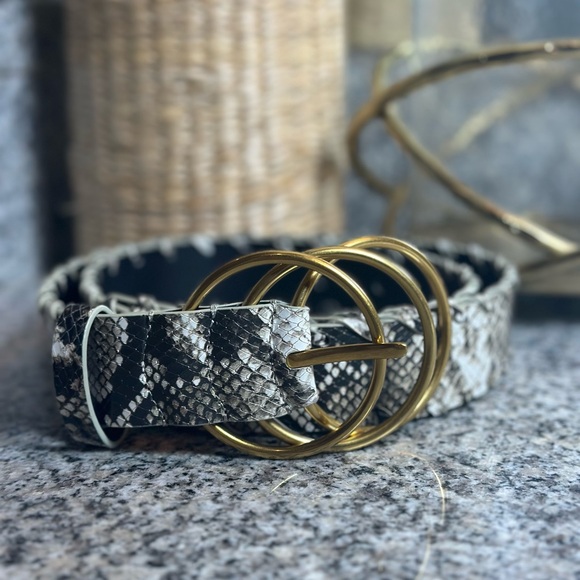 CAbi | Accessories | Cabi Black And White Snake Pattern Belt With Gold ...